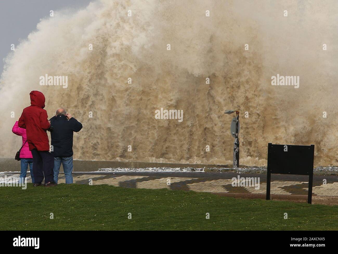 Liverpool,Uk stormy day on the river mersey as storm dennis is named ...