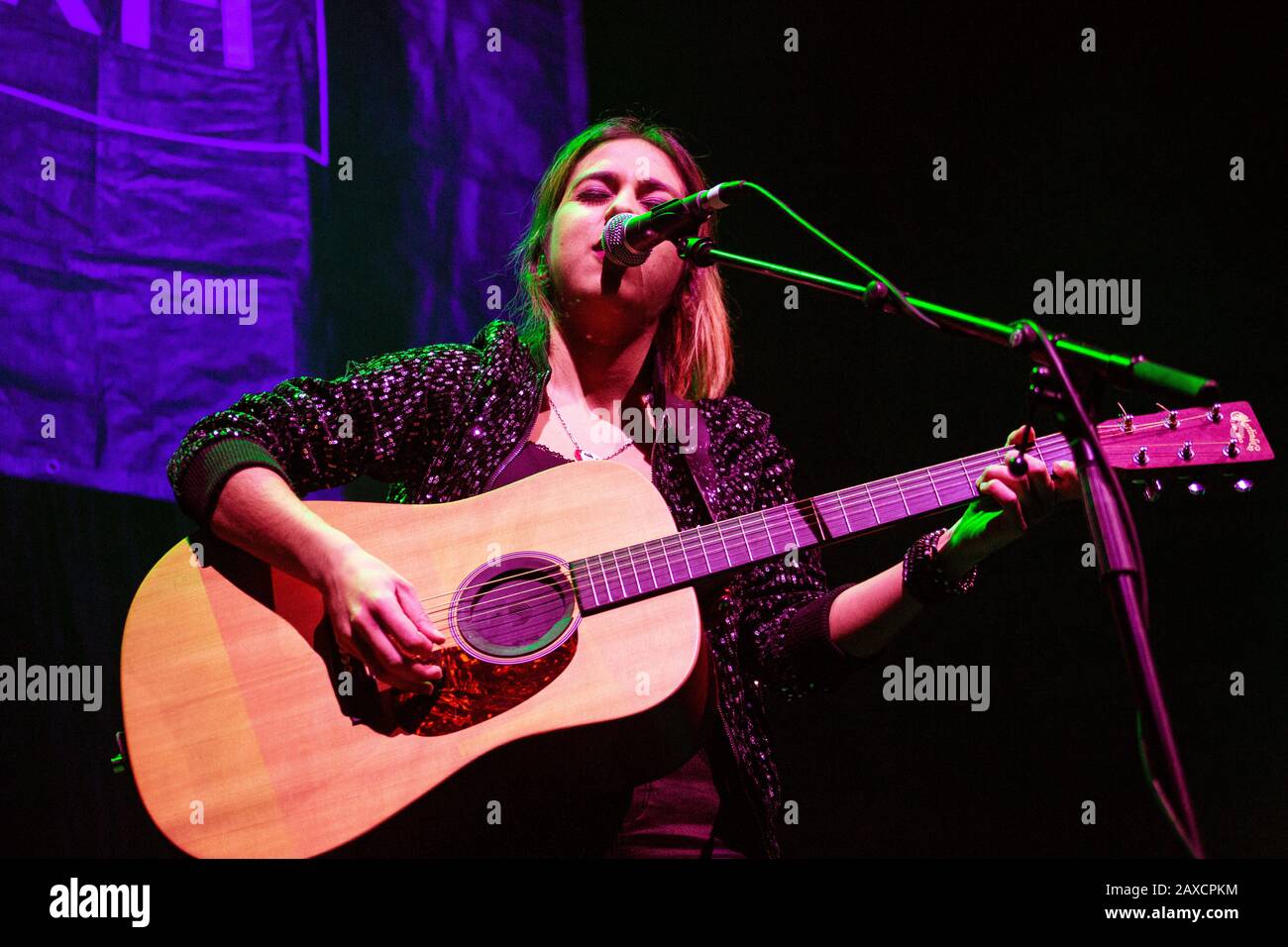 Nadia sheikh hi-res stock photography and images - Alamy