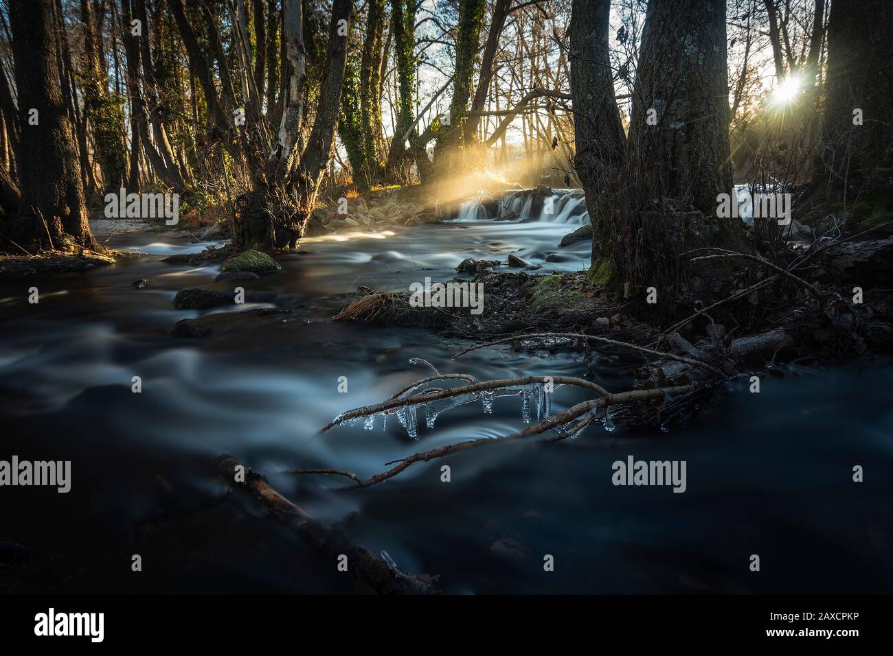 Ice and light hi-res stock photography and images - Alamy
