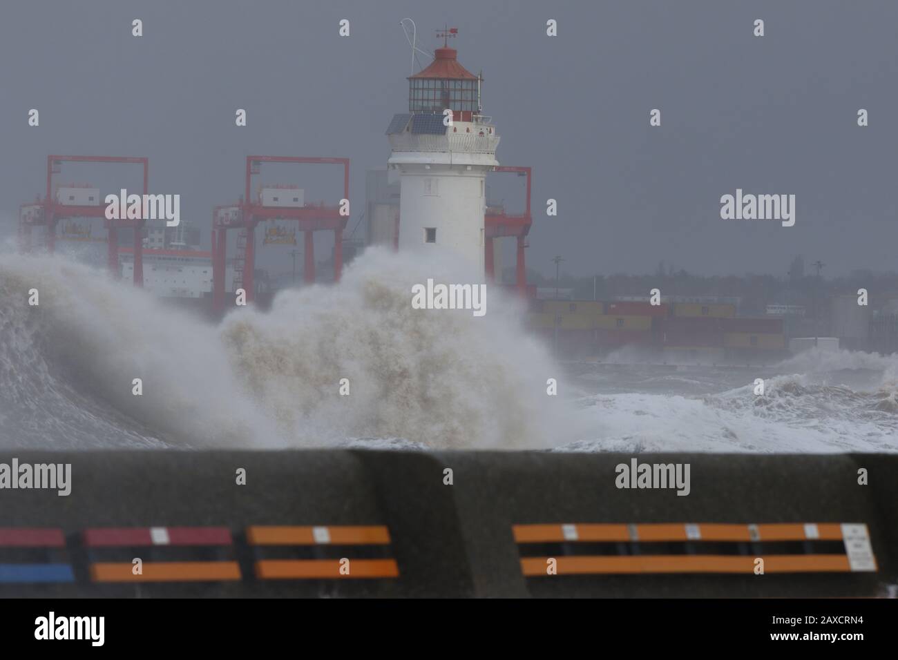 Liverpool,Uk stormy day on the river mersey as storm dennis is named ...