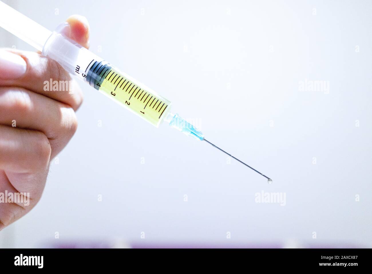 Medical syringe vaccine contains hi-res stock photography and images ...