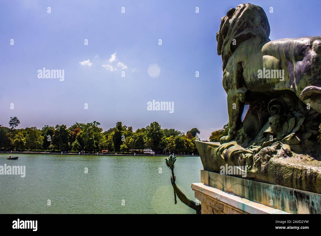 Estanque grande retiro park hi-res stock photography and images - Alamy