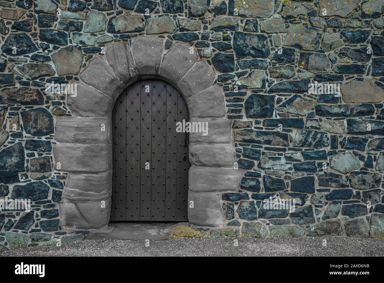 Doorway of a scottish castle Stock Photo - Alamy