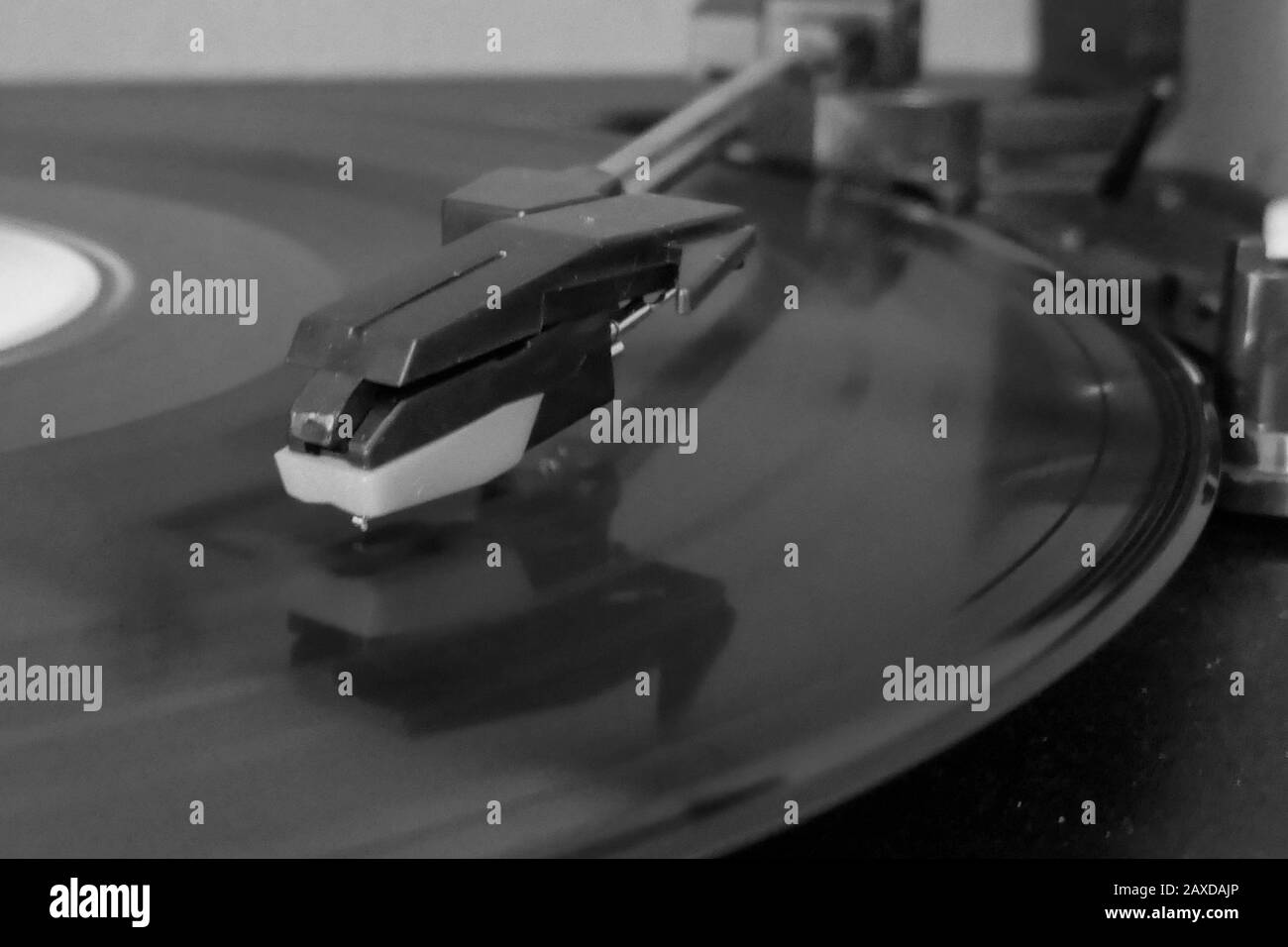 Detail of arm with needle of vintage record player Stock Photo - Alamy