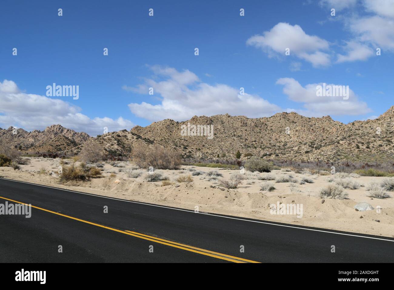Desert pavement road hi-res stock photography and images - Alamy