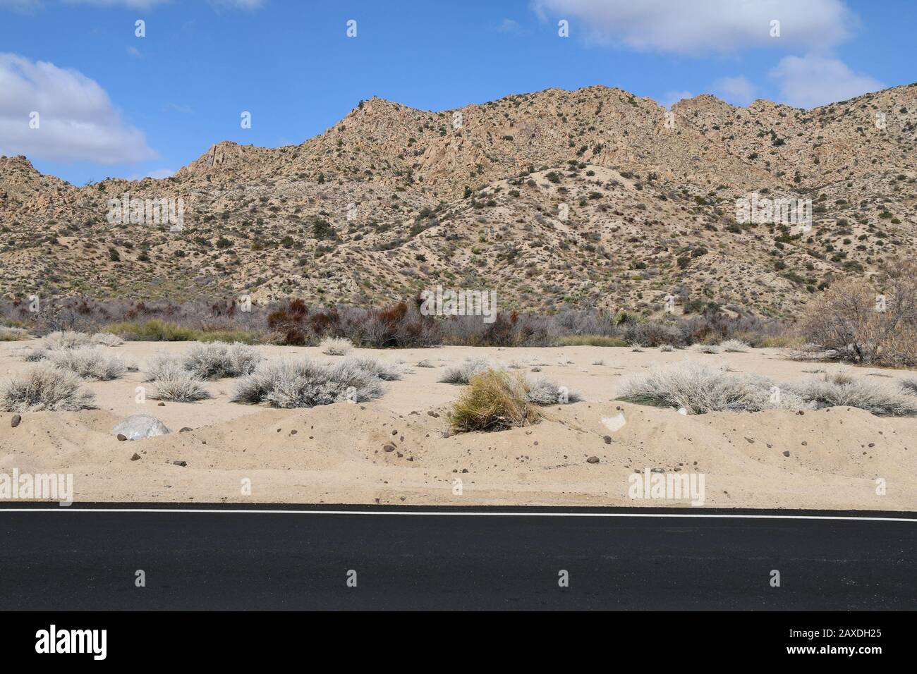 Rugged rocky desert landscape mountains hi-res stock photography and ...