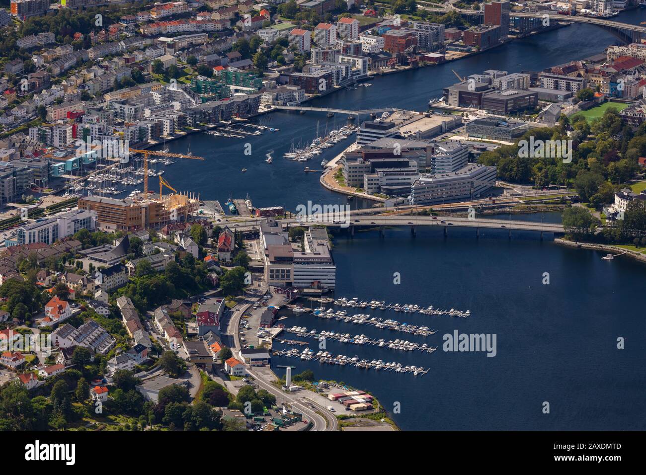BERGEN, NORWAY - Aerial view of city of Bergen and harbor Stock Photo ...