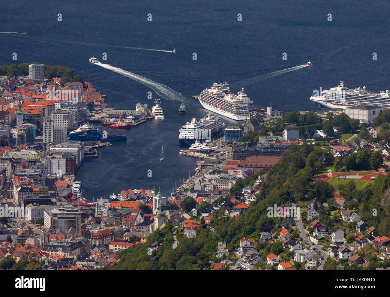 BERGEN, NORWAY - Aerial view of city of Bergen and cruise ships in ...