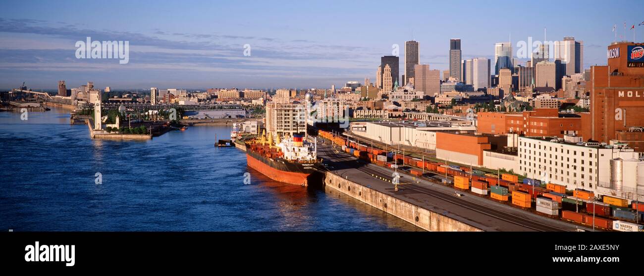 Montreal docks hi-res stock photography and images - Alamy