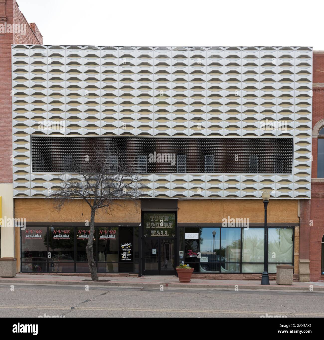 1970s style buildings hi-res stock photography and images - Alamy