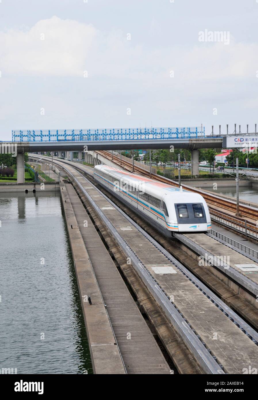 Maglev service departs from Shanghai Pudong Airport, China Stock Photo ...