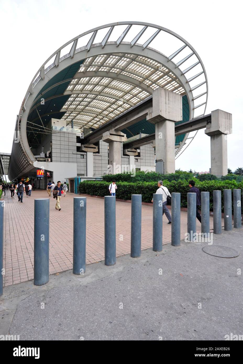 Longyang road station on the Shanghai Maglev, China Stock Photo - Alamy