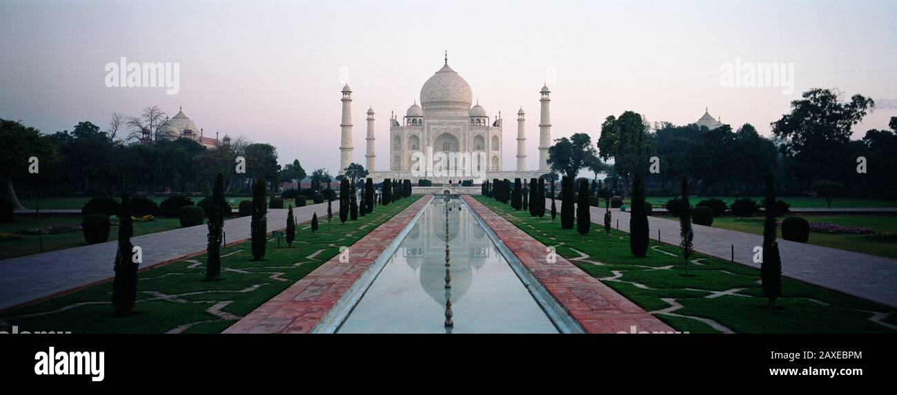 Facade of a building, Taj Mahal, Agra, Uttar Pradesh, India Stock Photo ...