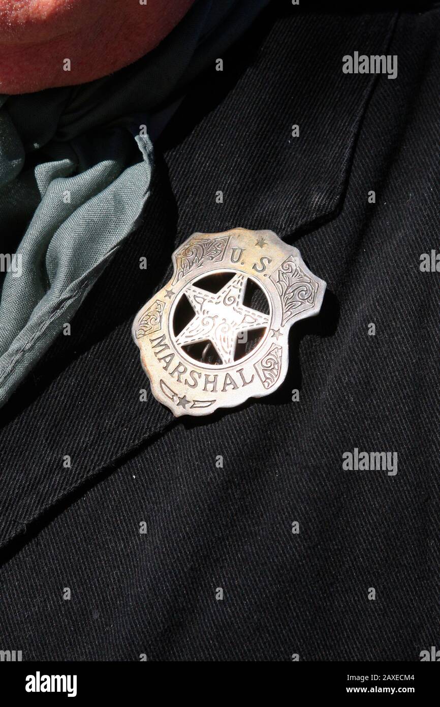 Us shield symbol emblem hi-res stock photography and images - Alamy