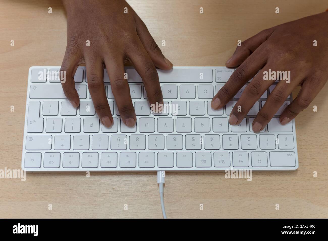 Muslim boy computer hi-res stock photography and images - Alamy