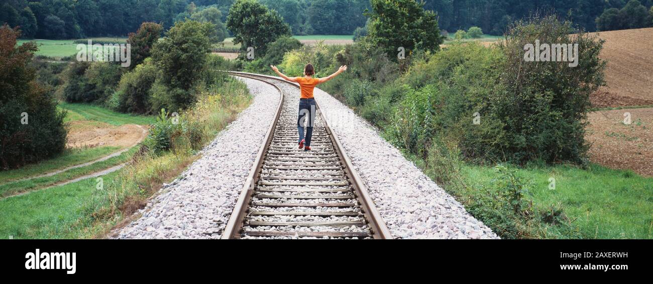 Horizontal railroad track hi-res stock photography and images - Alamy