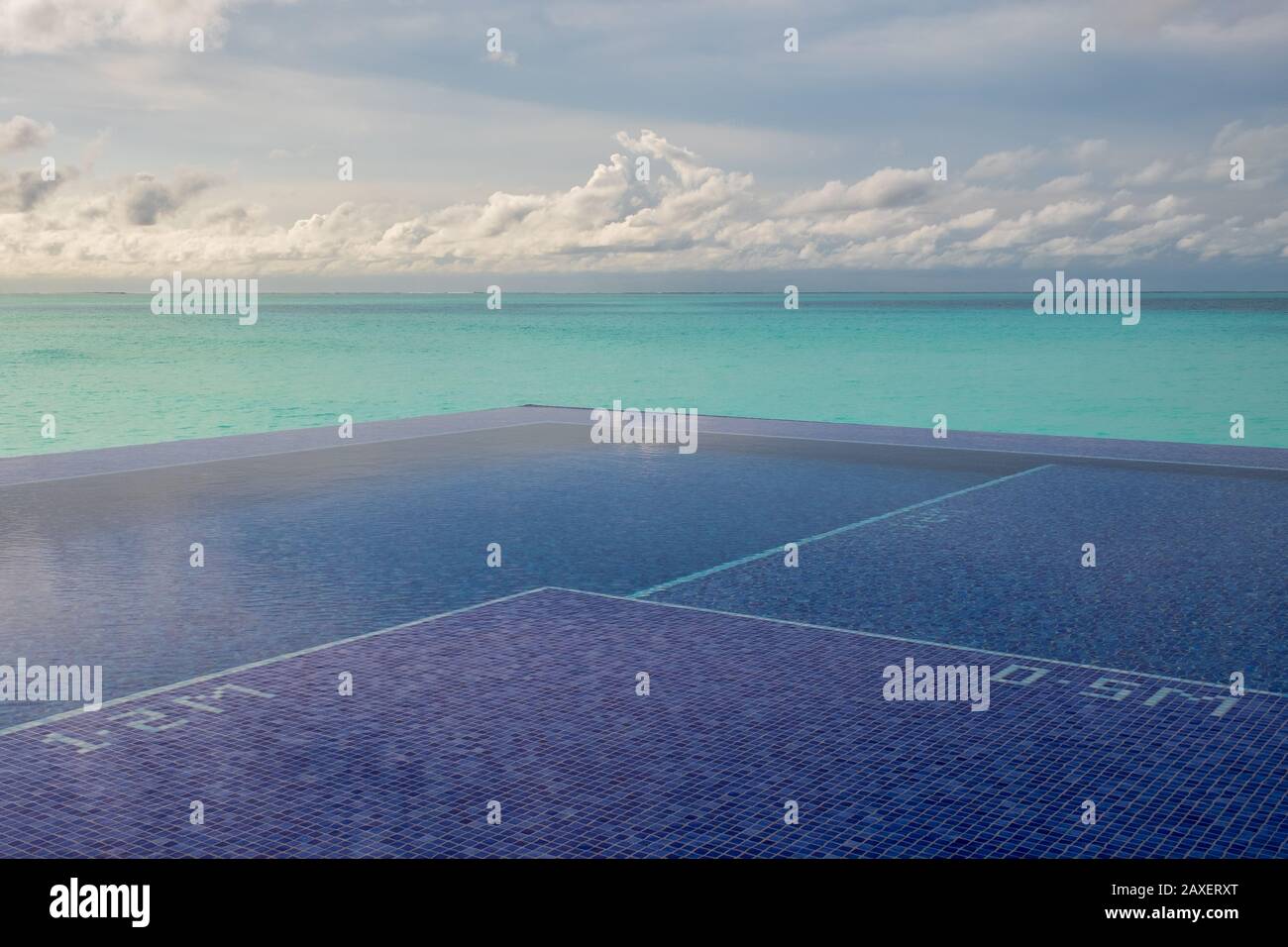 Swimming pool hilton hotel in hi-res stock photography and images - Alamy