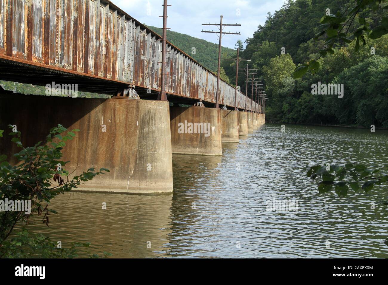 Csx railroad bridge hi-res stock photography and images - Alamy