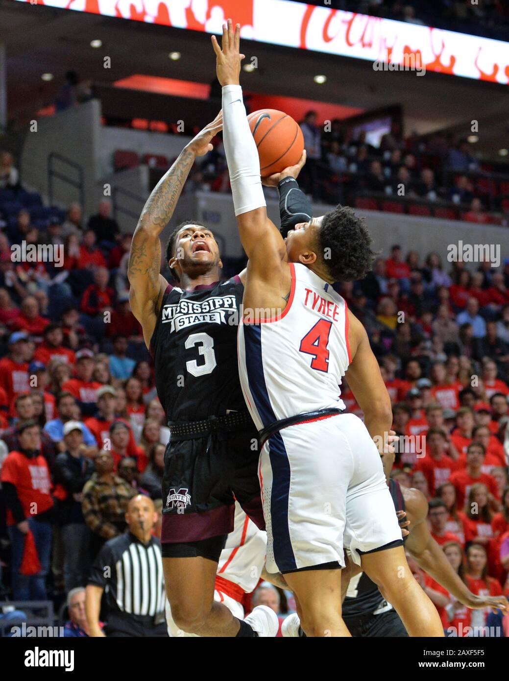 February 11, 2020: Mississippi State guard, D.J. Stewart Jr. (3), goes ...