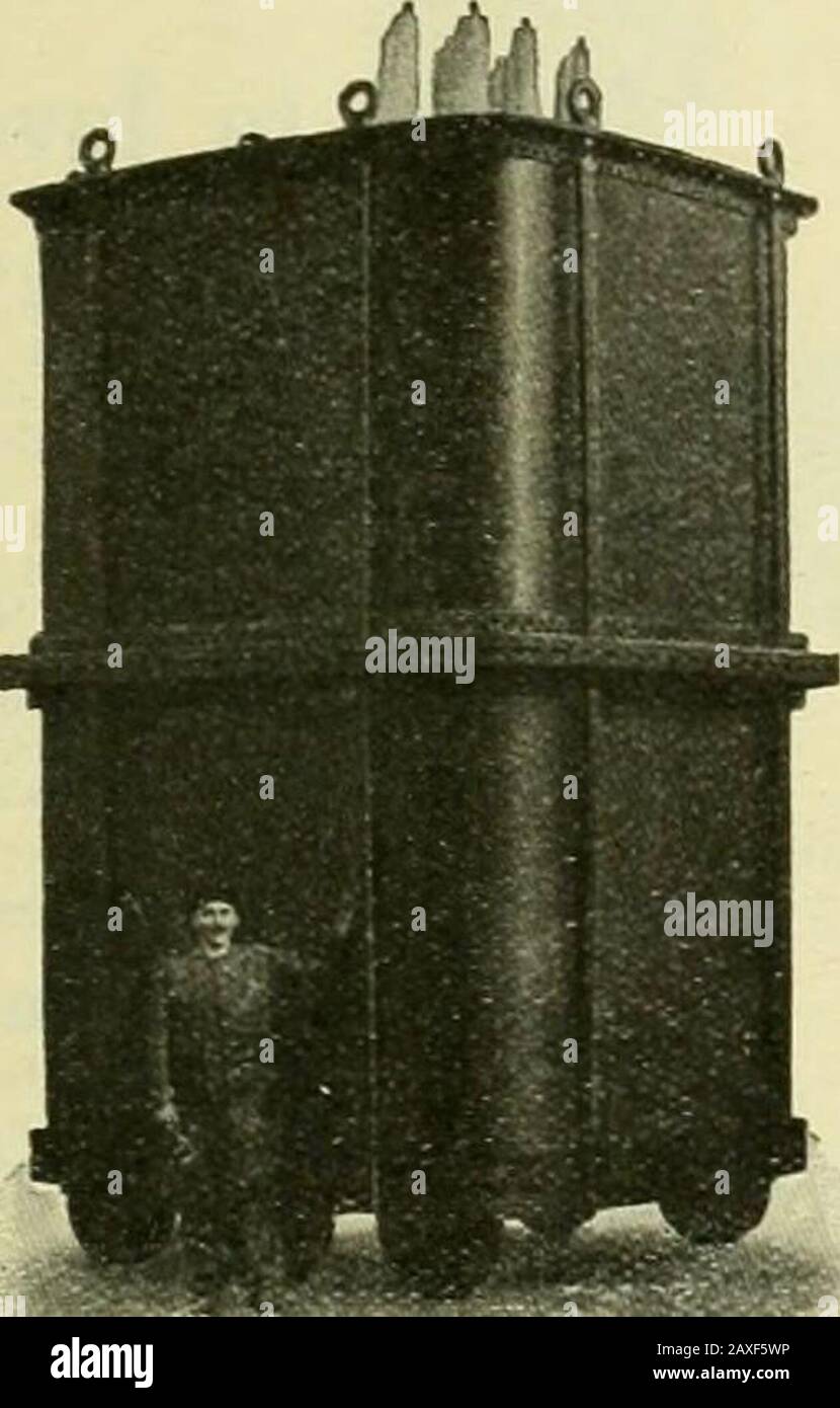 Radial deviation hi-res stock photography and images - Alamy