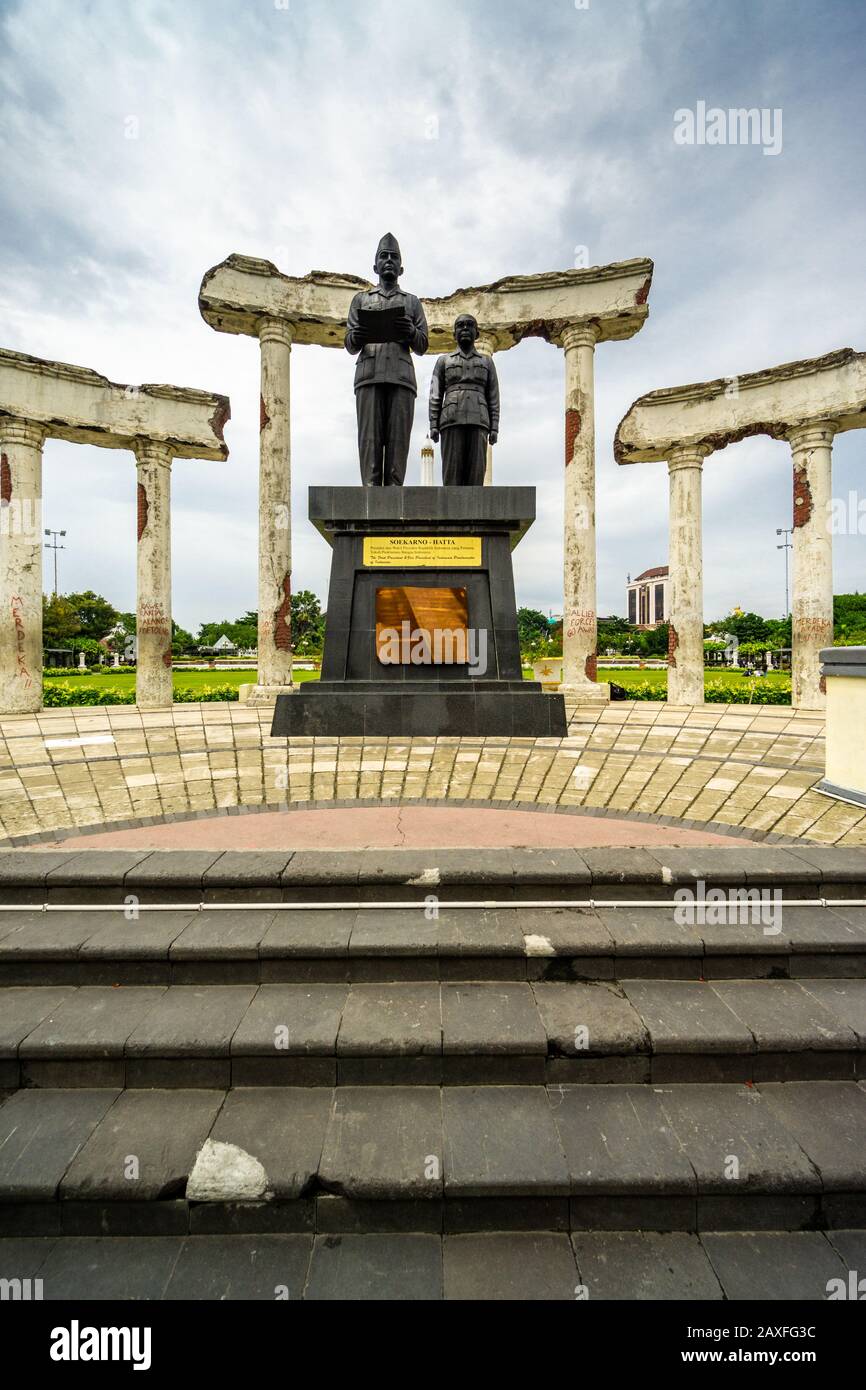 Heroes Monument and Museum in Surabaya, East Java, Indonesia Stock ...