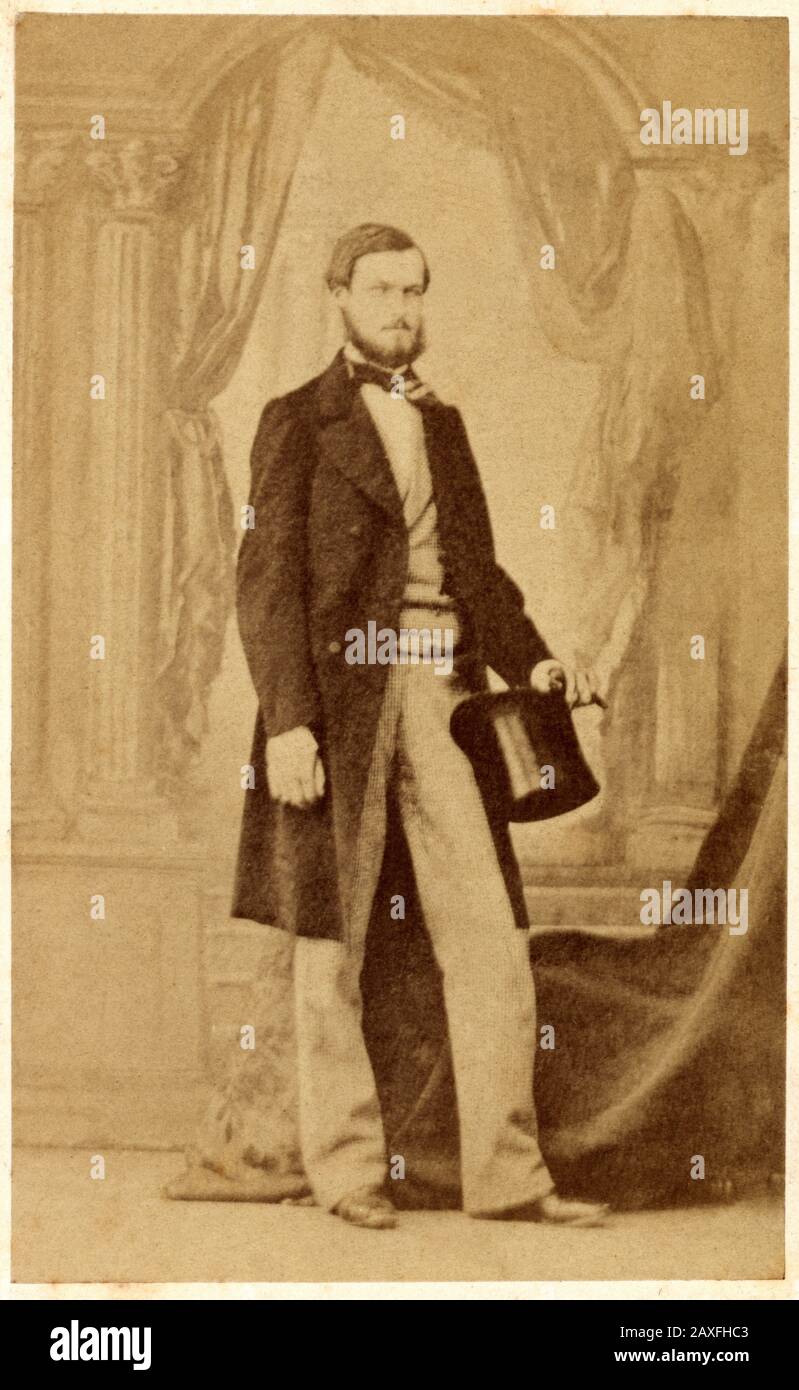 Count of paris hi-res stock photography and images - Alamy