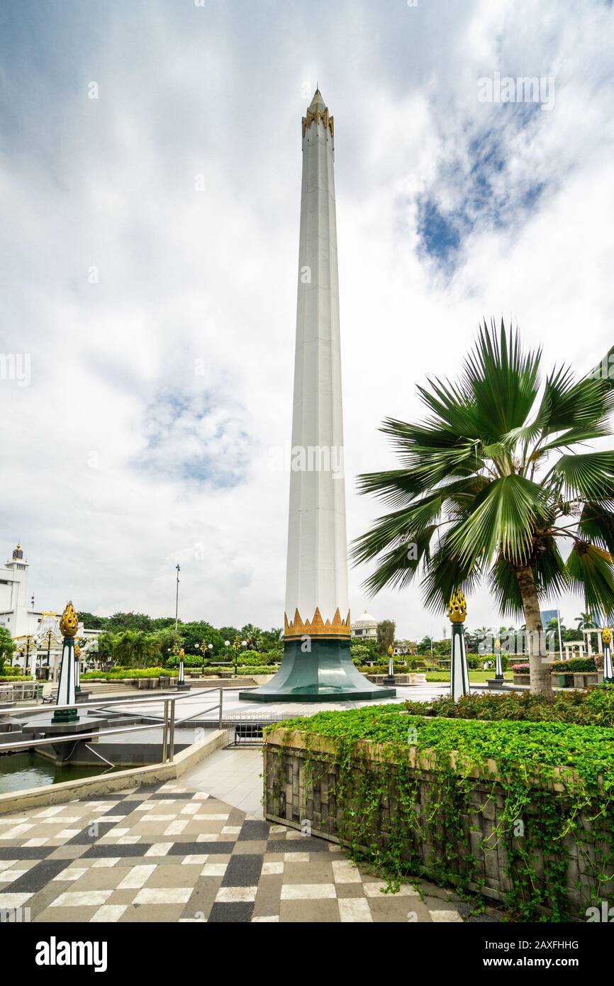 Heroes Monument and Museum in Surabaya, East Java, Indonesia Stock ...