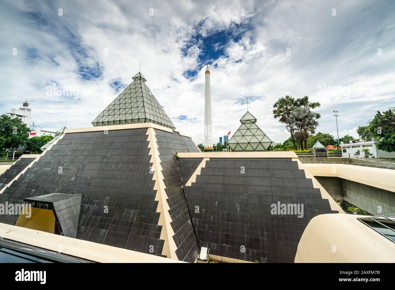 Heroes Monument and Museum in Surabaya, East Java, Indonesia Stock ...