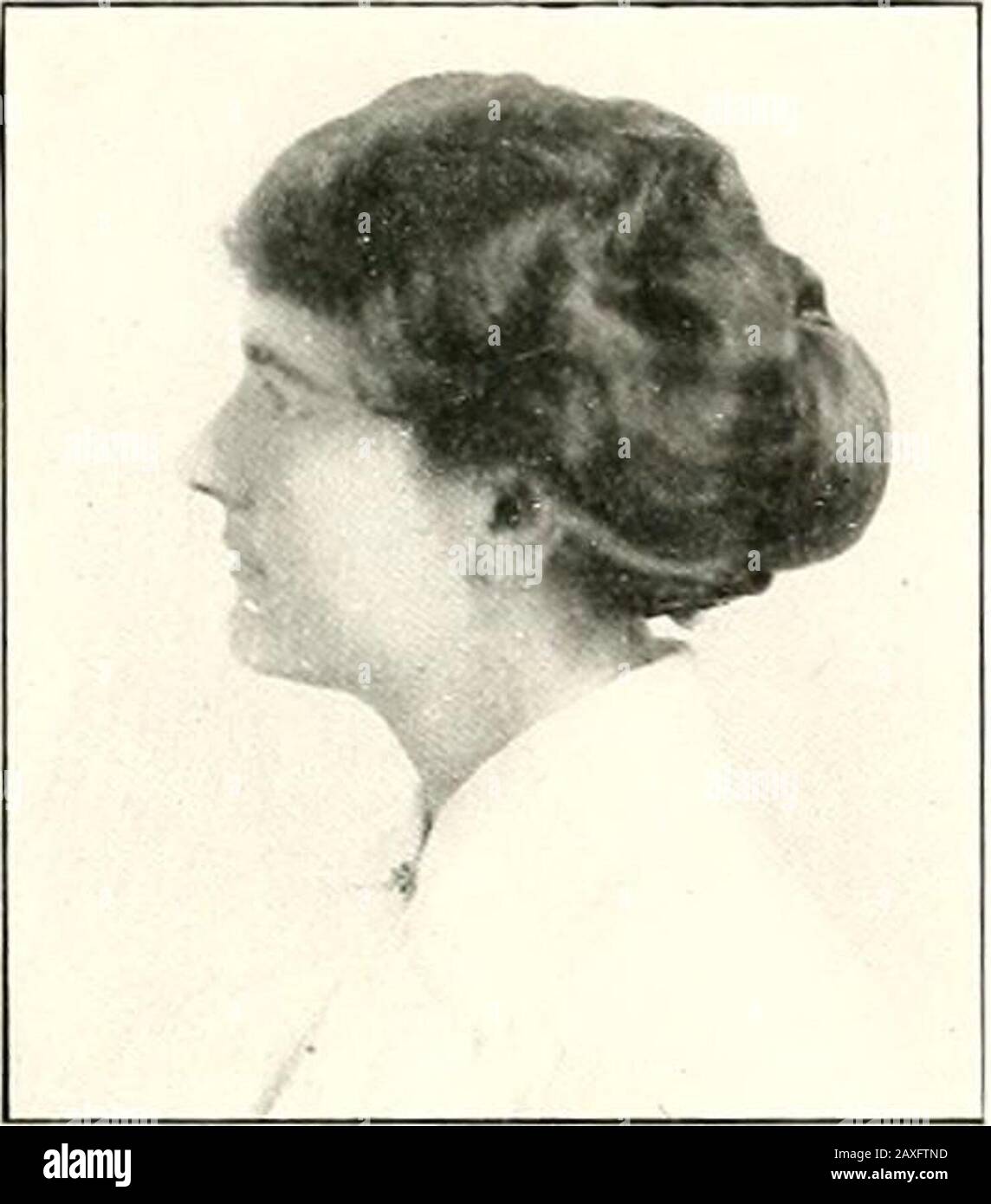 Helen marks hi-res stock photography and images - Alamy