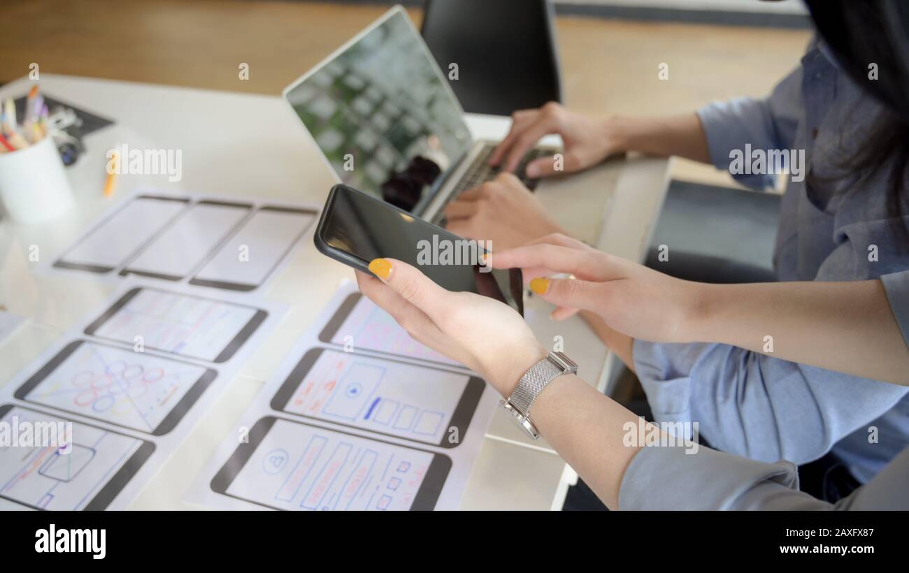 Female ui designer showing hi-res stock photography and images - Alamy