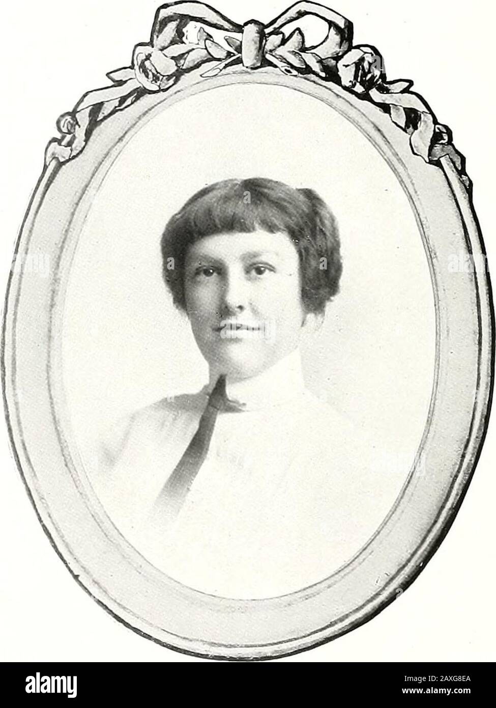 Iris 1912 . MARY JOE LAZARUS Seminary Diploma JI. J. L.—Makes jollj ...