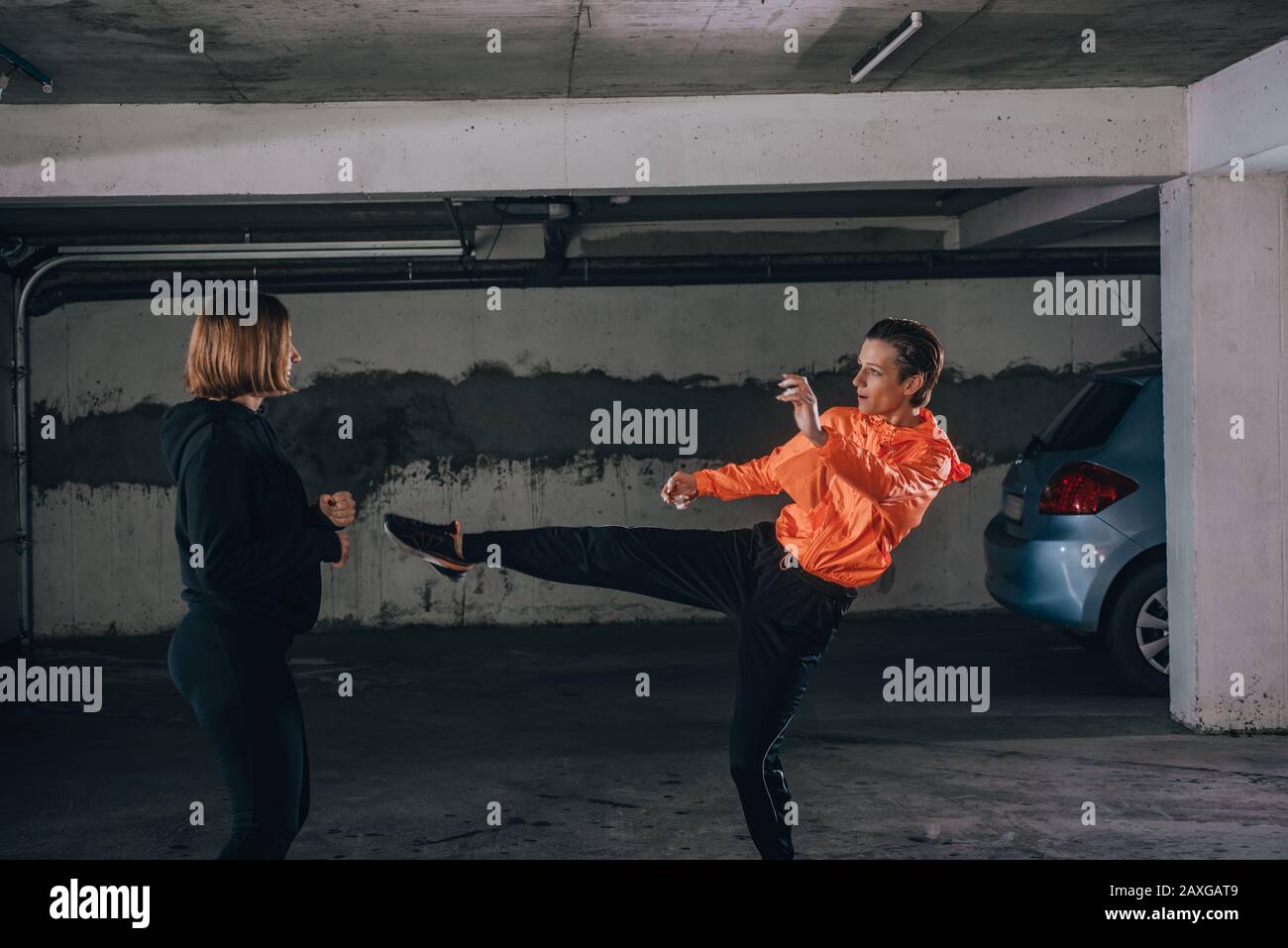 Women in combat arms hi-res stock photography and images - Alamy