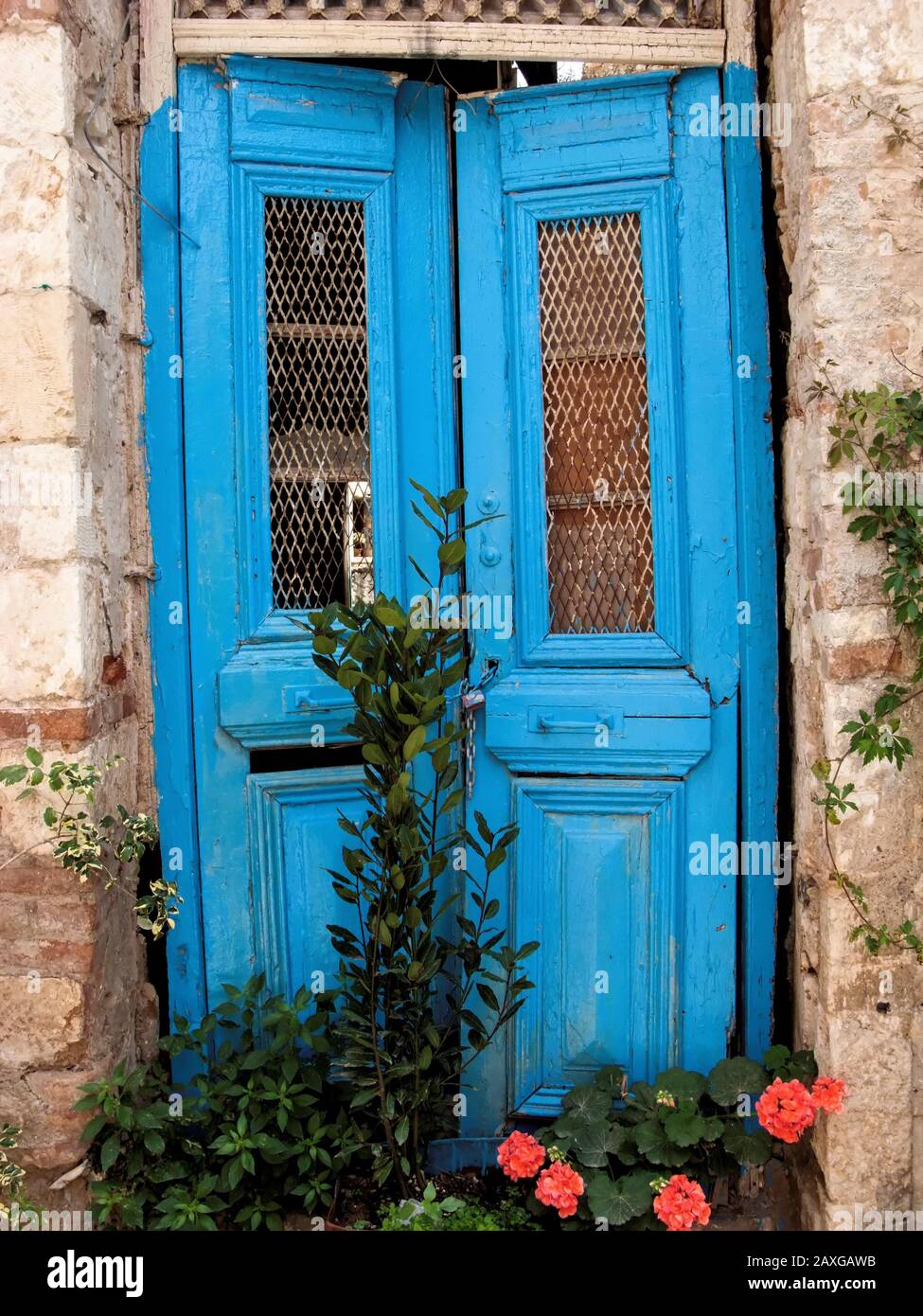 Blue Doors on a crumbling old Venetian House, Chania Old Town, Crete ...