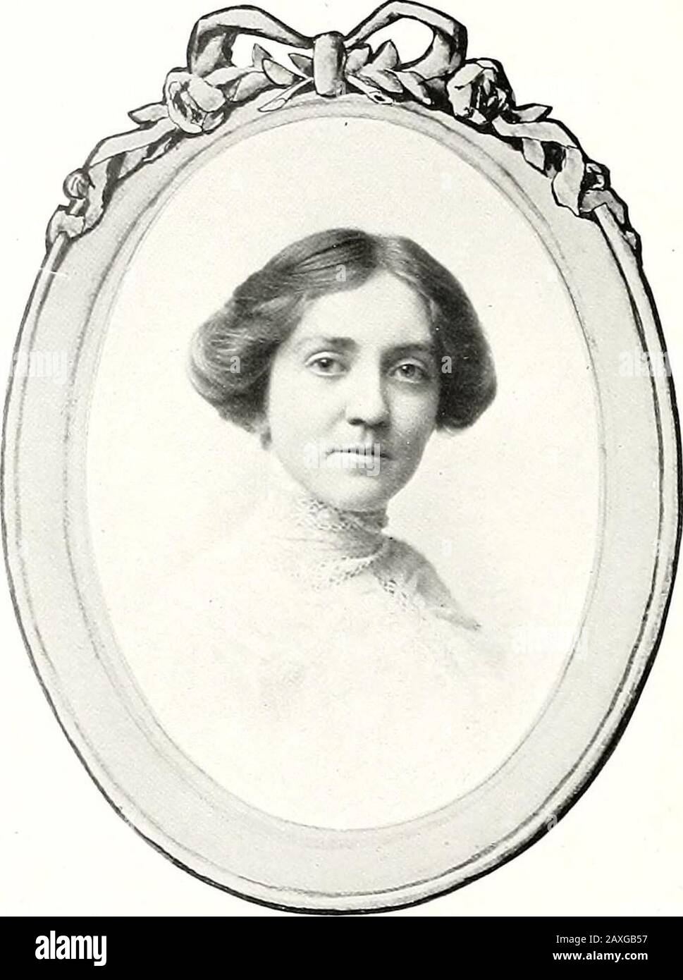Iris 1912 . ROBERTA WRIGHT DILLONSeminary Diploma College Preparatory ...