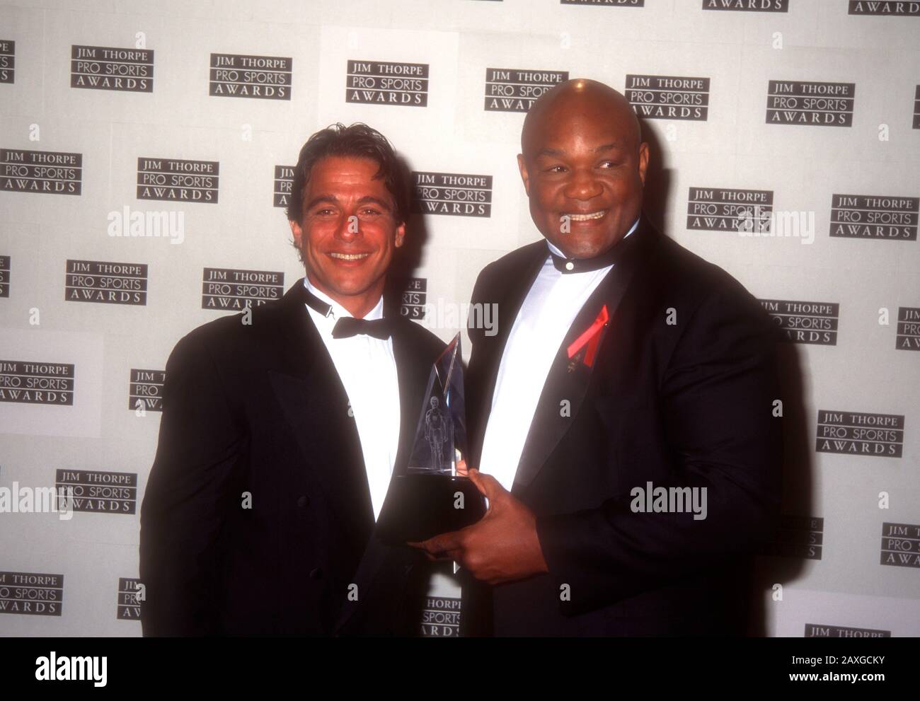 Los Angeles, California, USA 8th July 1995 Actor Tony Danza and boxer ...