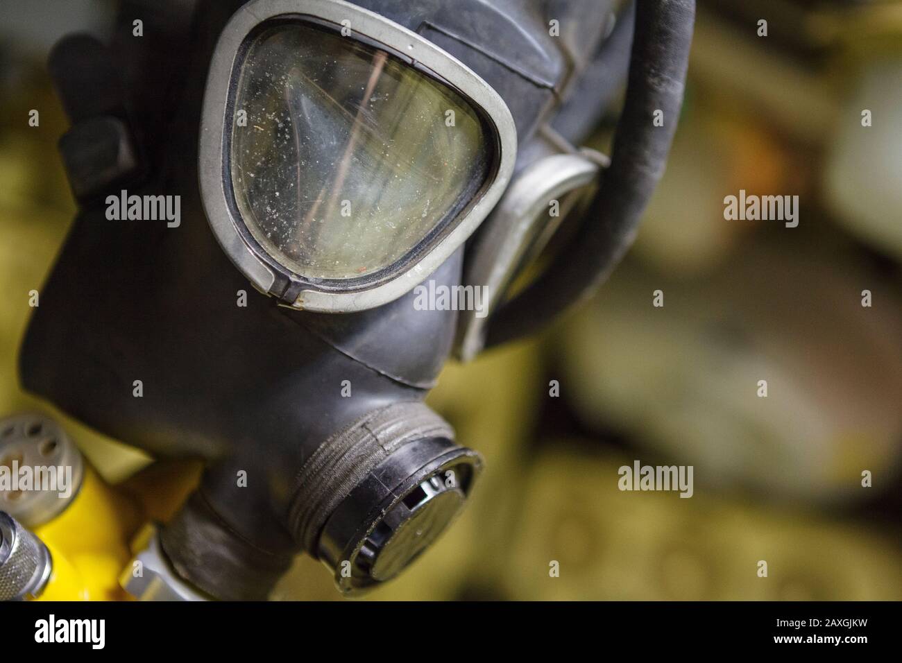 old fashioned protective black gas mask Stock Photo - Alamy