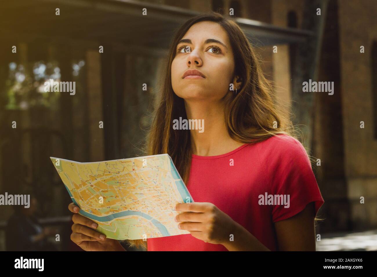 Lost woman in a town hi-res stock photography and images - Alamy