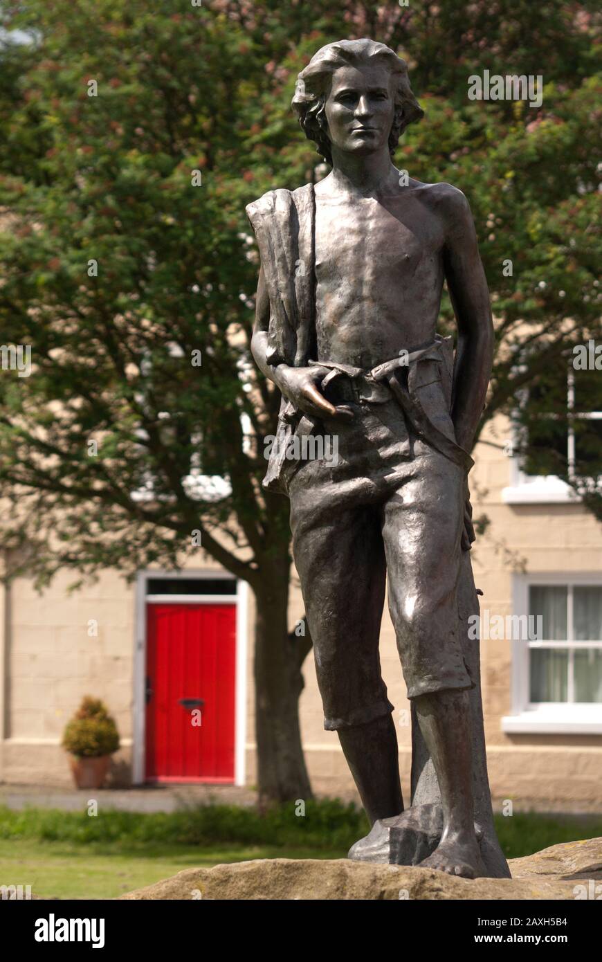 Statue young captain james cook hi-res stock photography and images - Alamy
