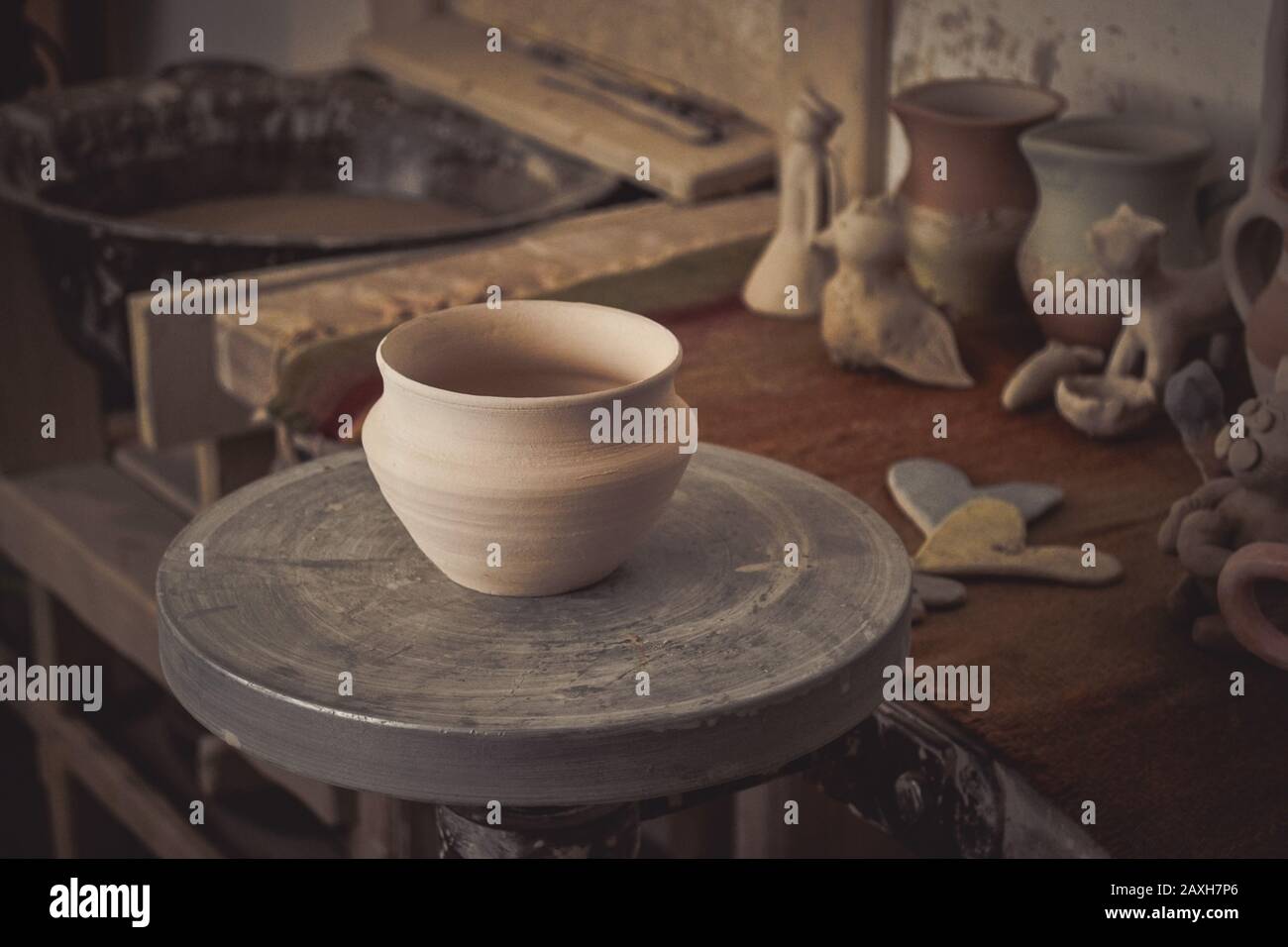 Ancient Pottery Wheel High Resolution Stock Photography and Images - Alamy