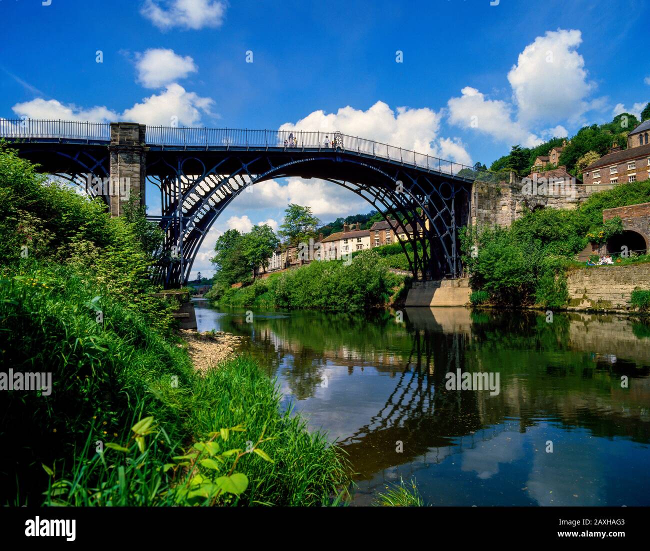 The Iron Bridge and River Severn, Ironbridge, Shropshire Stock Photo ...