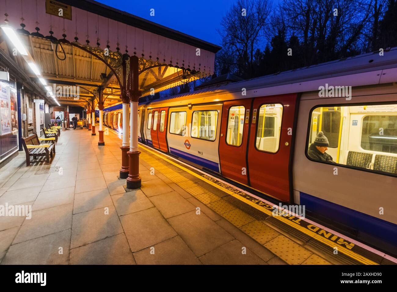 England, London, Metropolitan Underground Line Chesham Station Platform ...