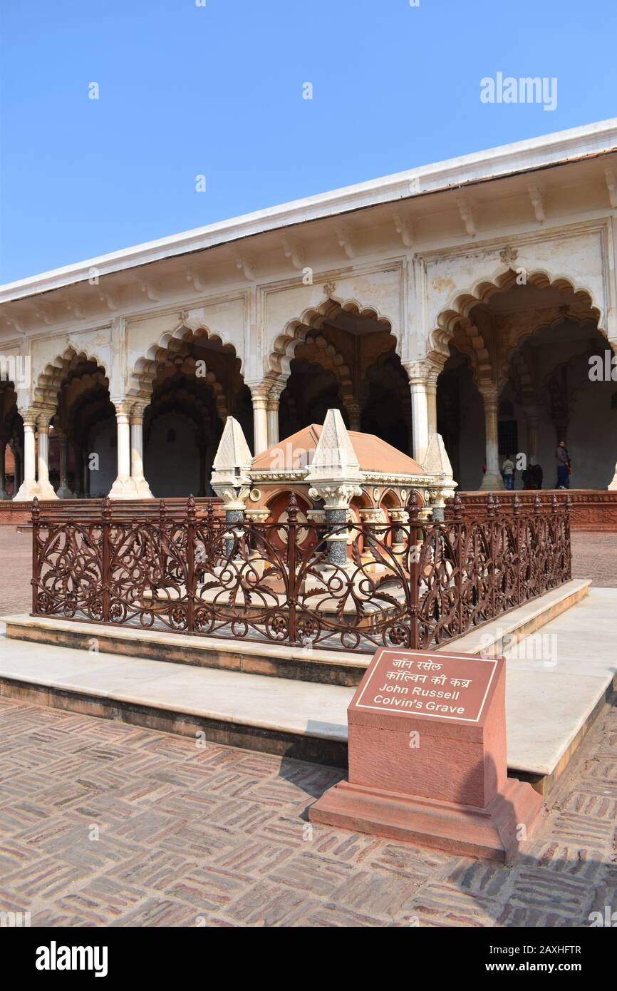 John russell colvin tomb hi-res stock photography and images - Alamy