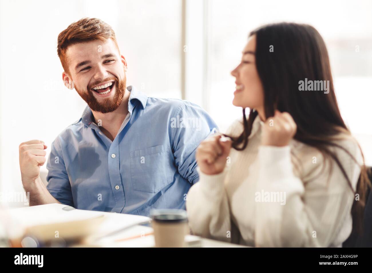 Cheer emotional hi-res stock photography and images - Alamy