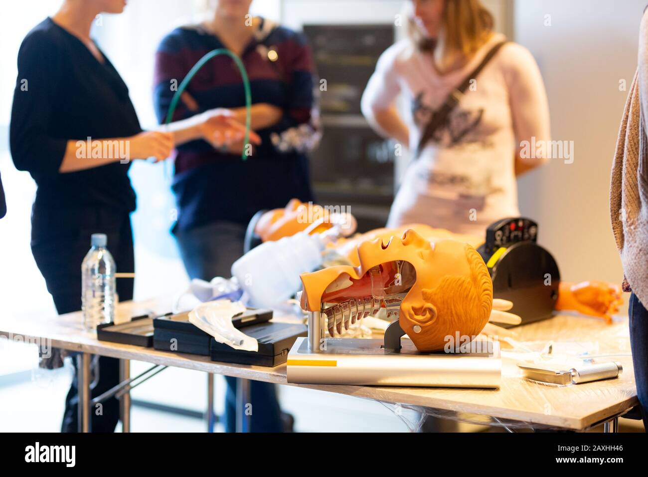 Medical doctor specialist expert displaying method of patient ...