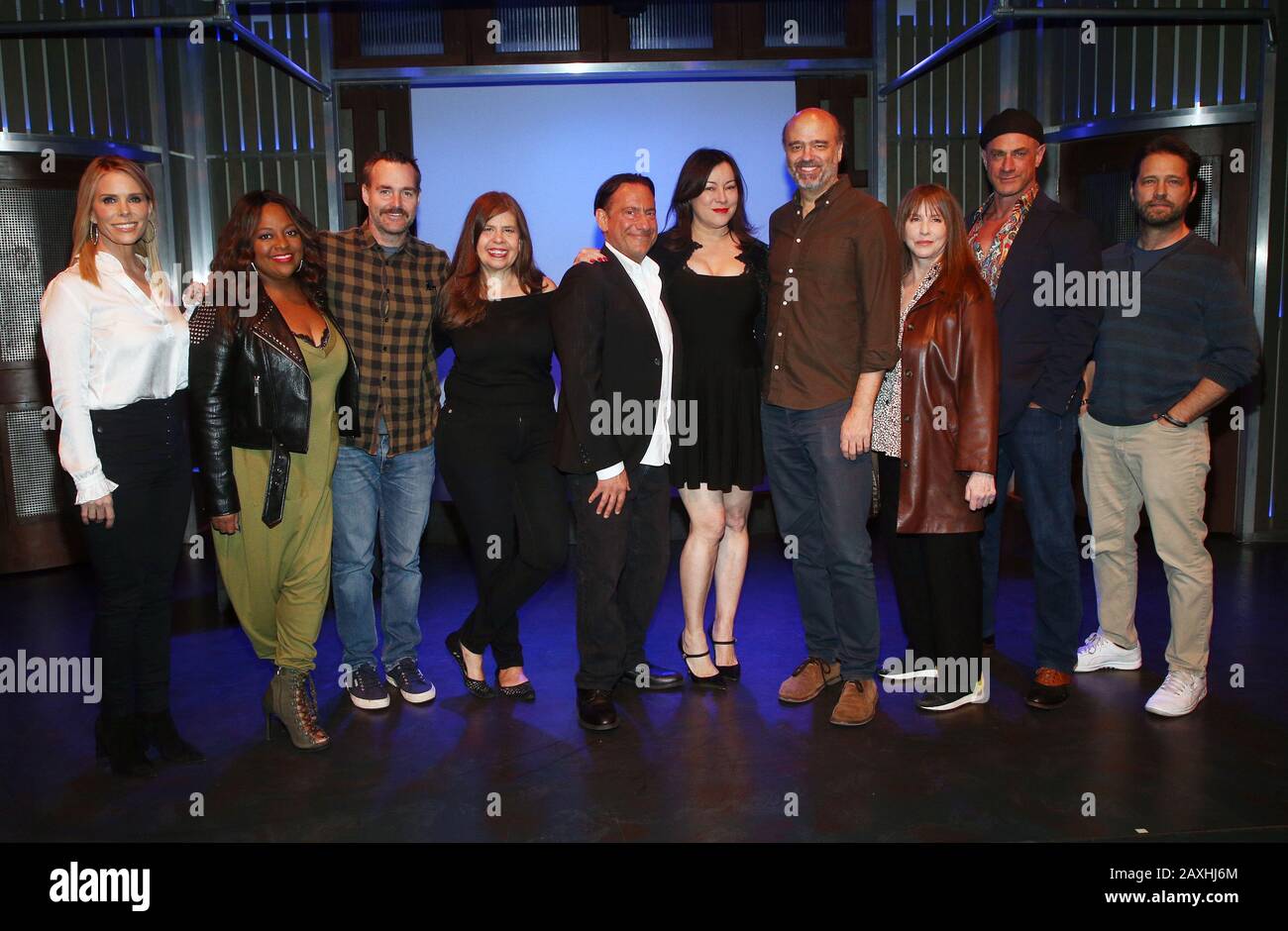The groundlings hi-res stock photography and images - Alamy
