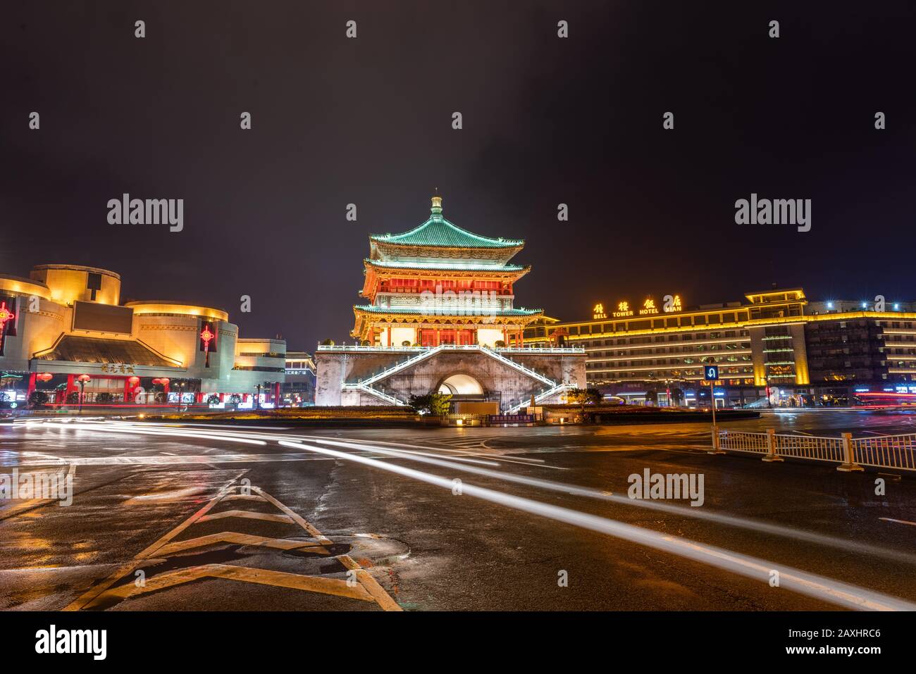 Chinese Temple Gate in Xian at night Stock Photo - Alamy