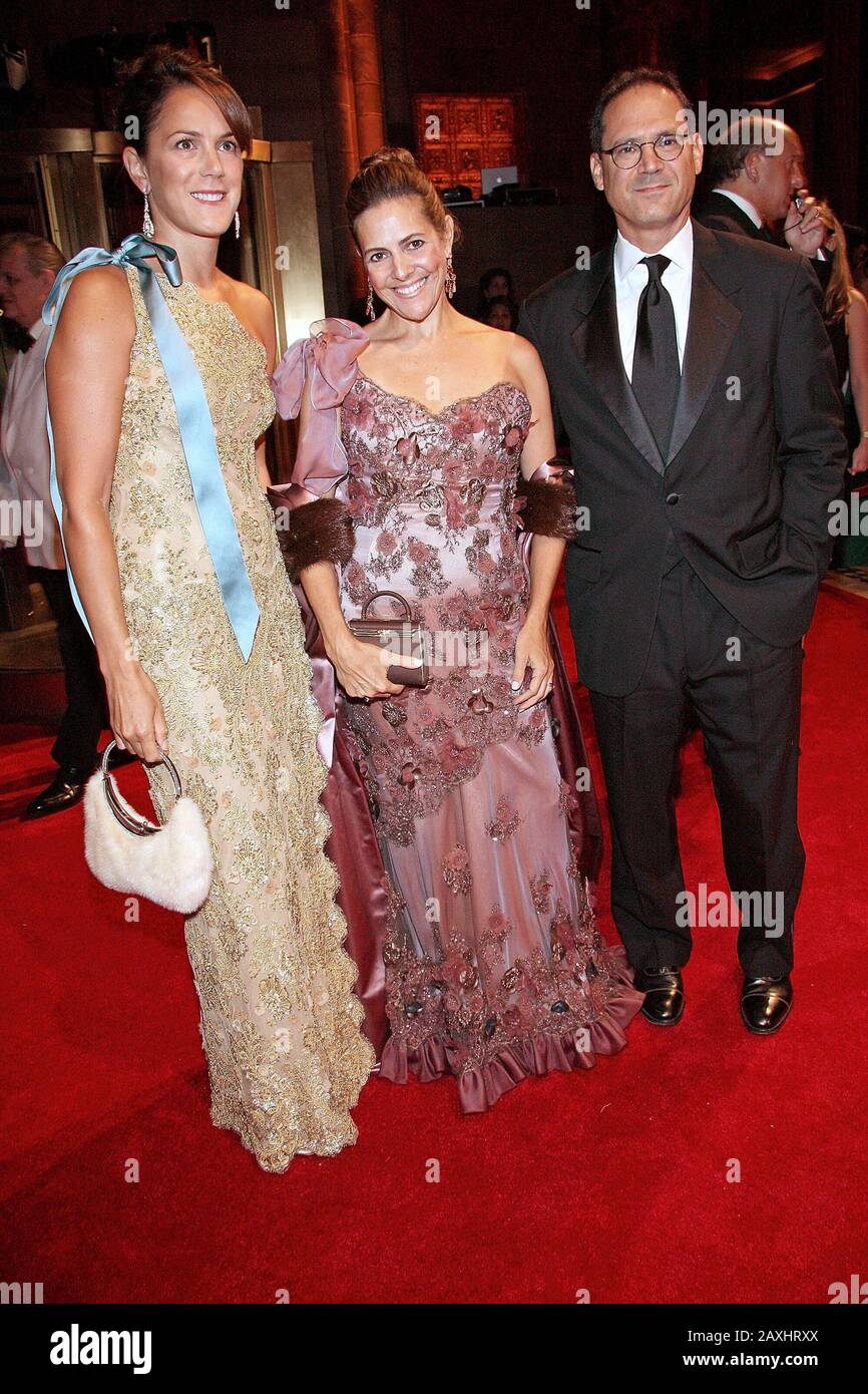 New York, NY, USA. 16 September, 2008. Claudia Lebenthal, Alexandra ...