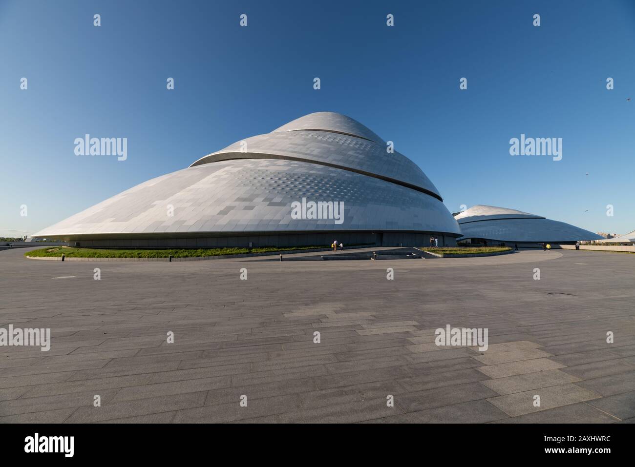 Harbin opera house hi-res stock photography and images - Alamy