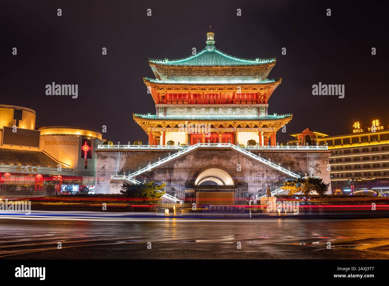 Chinese Temple Gate in Xian at night Stock Photo - Alamy