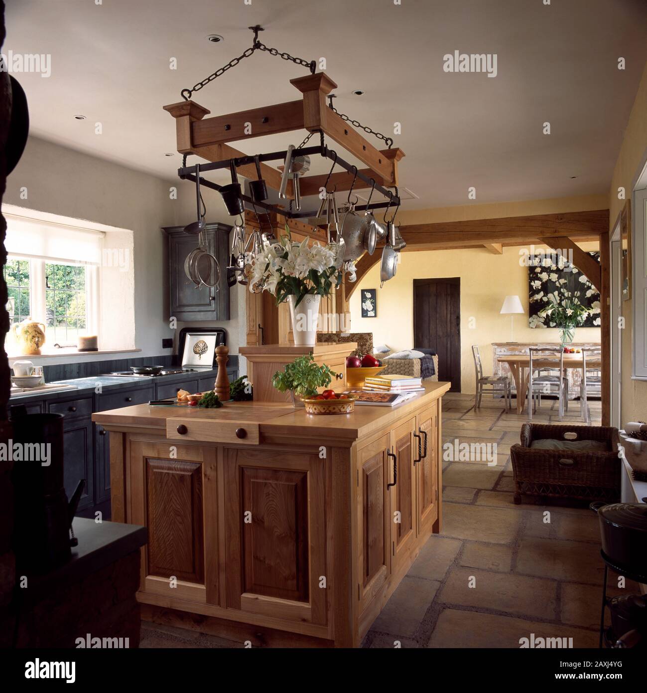 Large central hi-res stock photography and images - Alamy